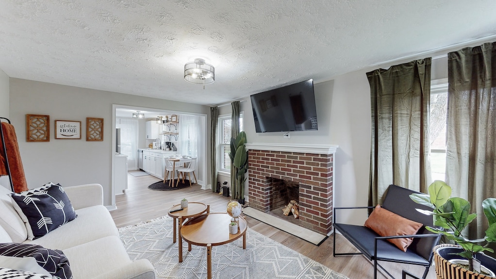 Touchdown Bungalow: Charming Hof Village Home - Canton, OH