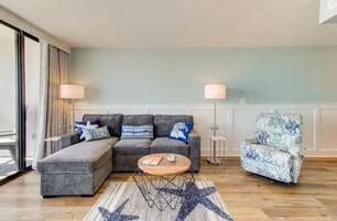 Apartamento em Condomínio Fechado, 1 quarto | Sala de estar