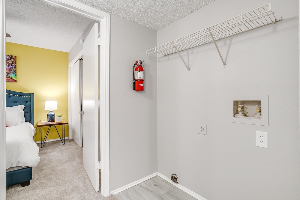 Entireplace ✶Fast Wifi✶washer Dryer✶ 4k Tv✶pets Allowed #636 - Mansfield, TX