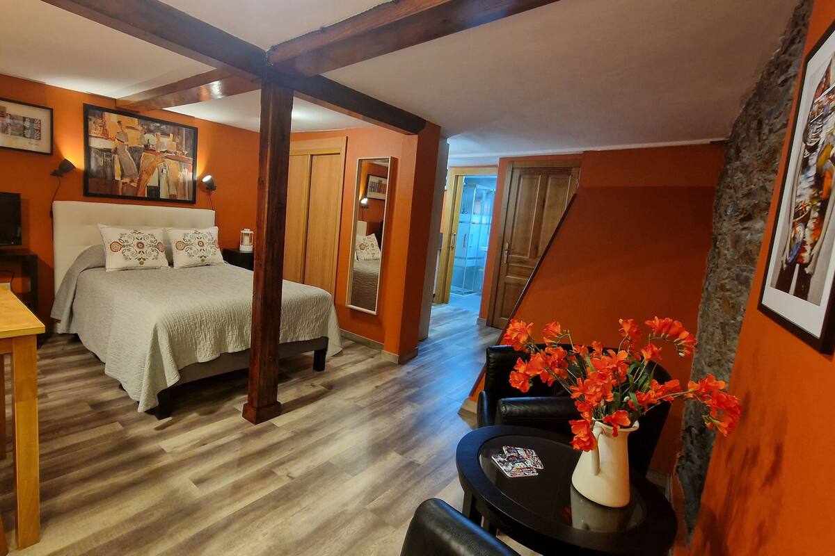 Apartamento Romântico | 1 quarto, roupa de alta qualidade, edredões de penas 