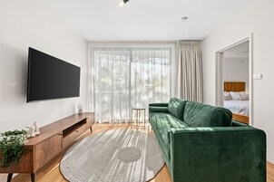 Apartamento | Sala de estar | Smart TV de 55 de polegadas com canais digitais, televisor, Netflix 