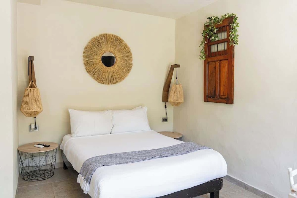 Central Apt in Cancun, Near ADO & Mercado 28 | XA3 - Cancun | Vrbo
