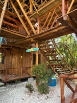 Casa na Árvore Tradicional | Wi-fi grátis, roupa de cama fornecida