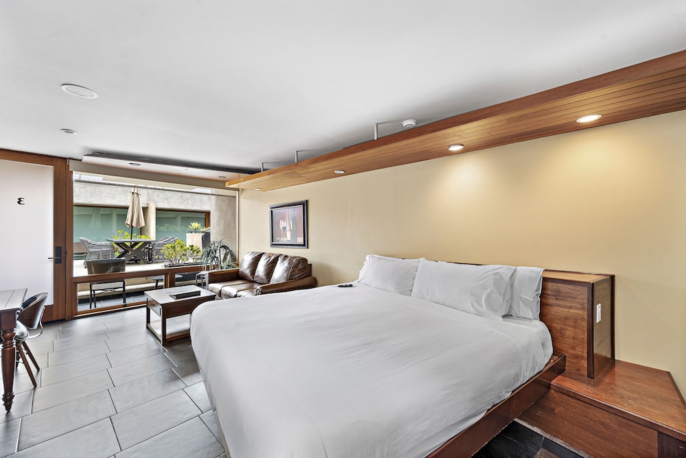 Laguna Beach Welcomes You: Explore, Swim And Relax! 3 - San Clemente, CA