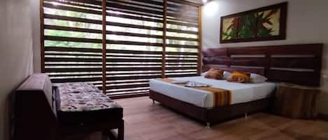 Wi-fi grátis, roupa de cama fornecida