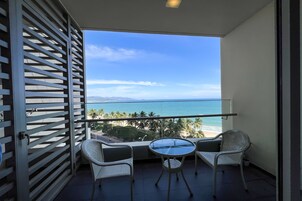 Apartamento Deluxe, não fumadores, vista para o oceano | Terraço/pátio interior