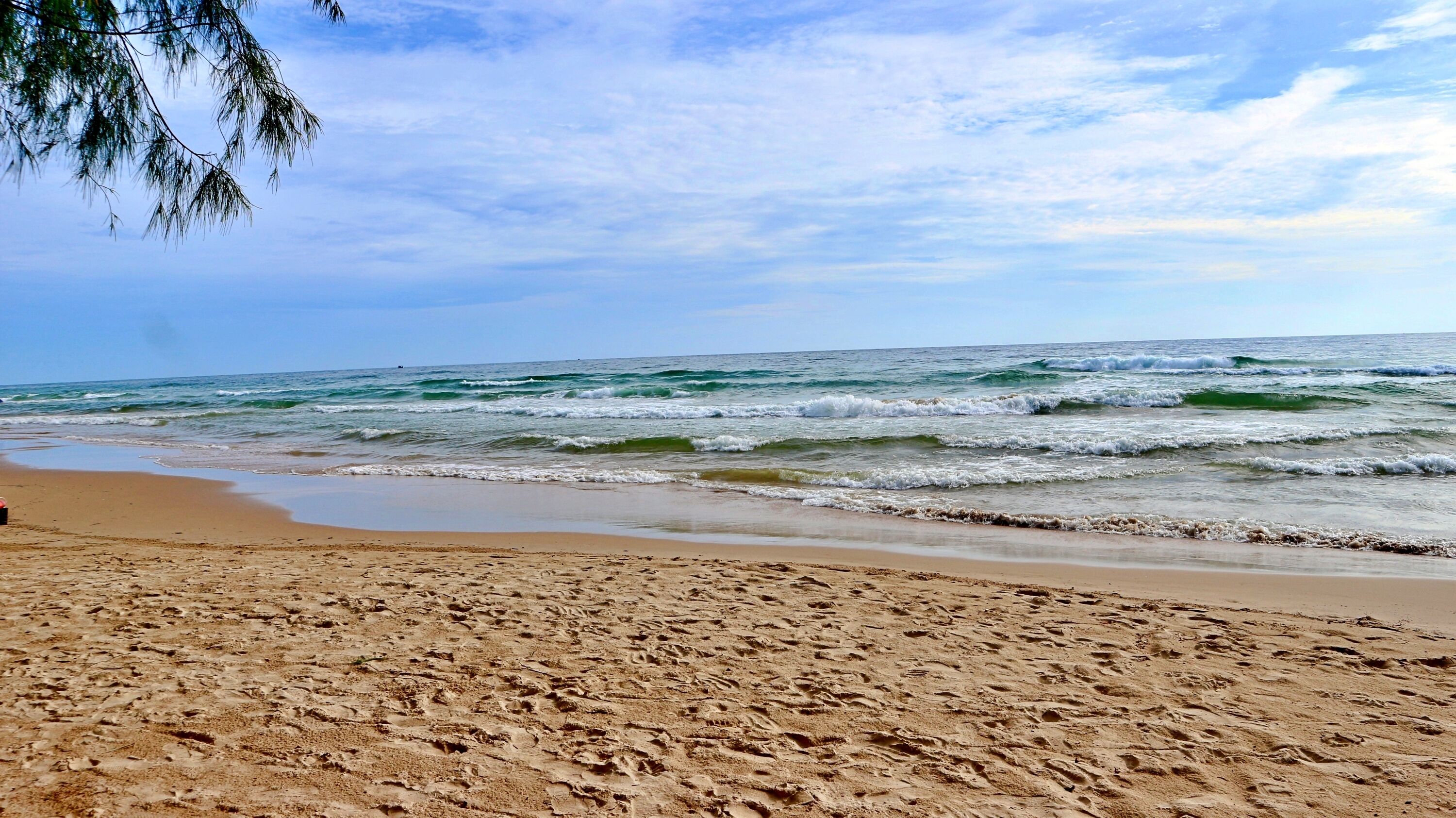 Perto da praia, areia branca 