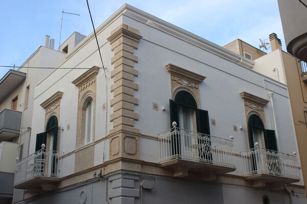 Dimora Girolamo Charming Rooms - Polignano a Mare