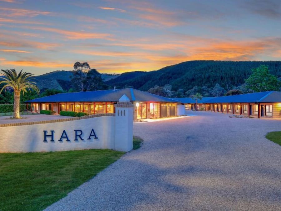 Fachada da propriedade