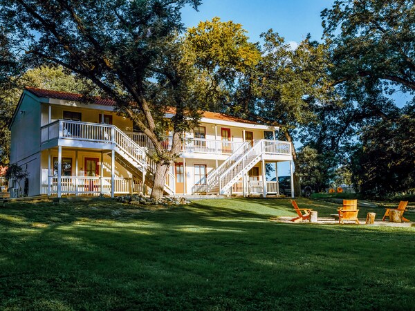 Hacienda Del Rio - Seguin, TX