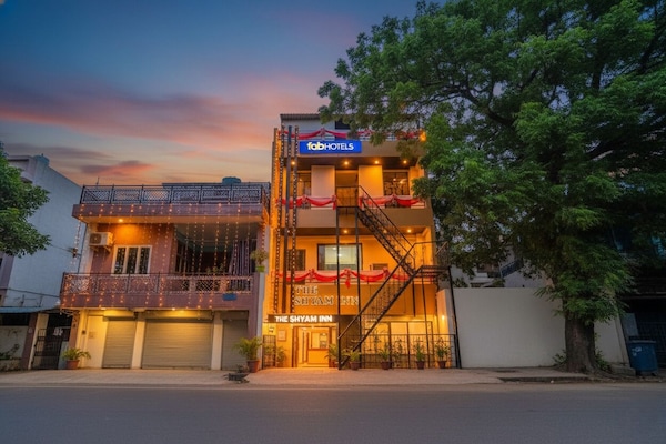 Fabhotel Shyam Inn - Kanpur