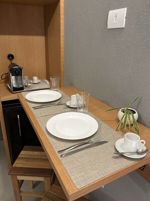 Quarto triplo conforto | Opções para refeição no quarto