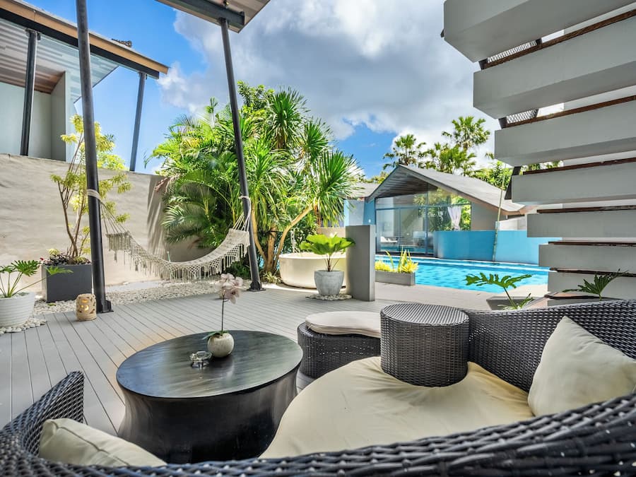 Villa, 2 quartos, banheira de hidromassagem grande, vista para a piscina | Terraço/pátio interior