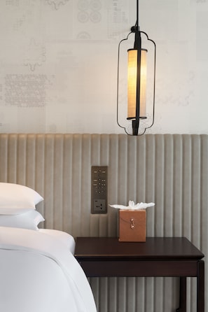 Quarto casal superior, 1 quarto, para não fumantes, vista para o parque | Roupas de cama premium, edredons de pluma, camas com colchões pillow-top