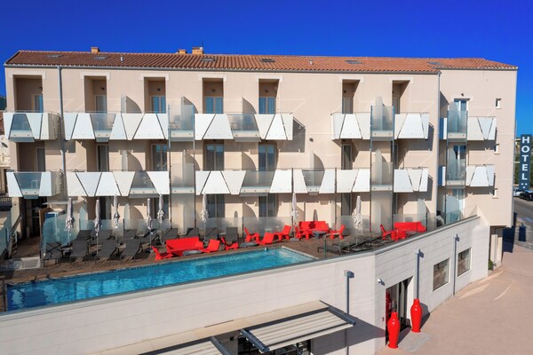Hotel Mediterranee - Calvi
