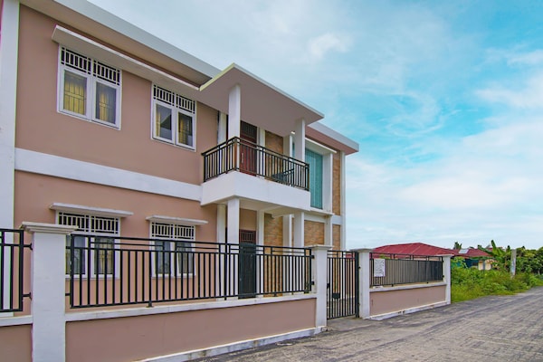 Hotel O Pondok Melati Syariah - West Sumatra