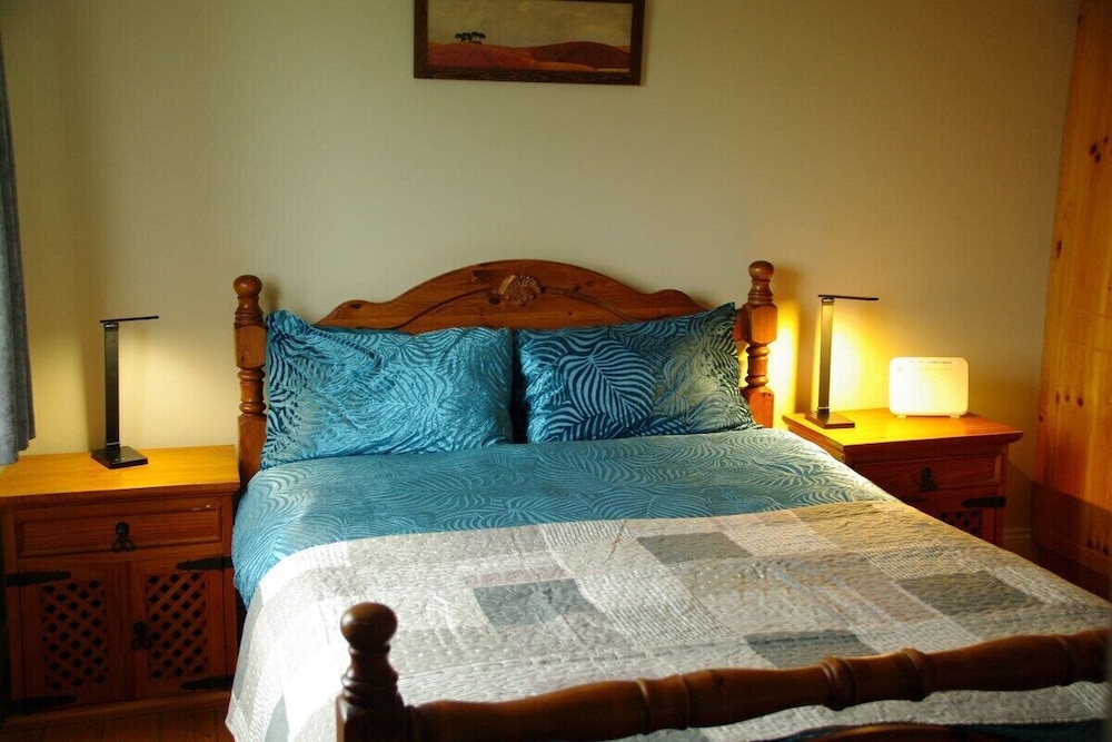 Cosy & Convenient Beach Retreat - Waterford