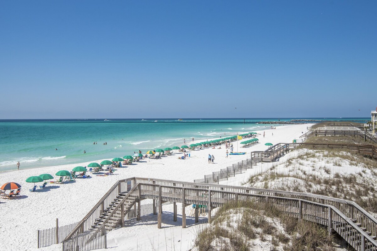 “enGULFed” at Jetty East! 1 FREE BEACH CHAIR SET UP DAILY! Reviews ...