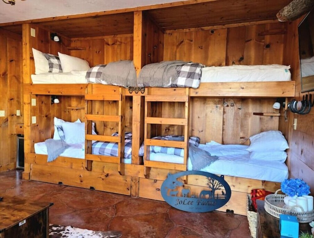 Small Bunkhouse on Horse Farm with Pond! - Madison County | Vrbo