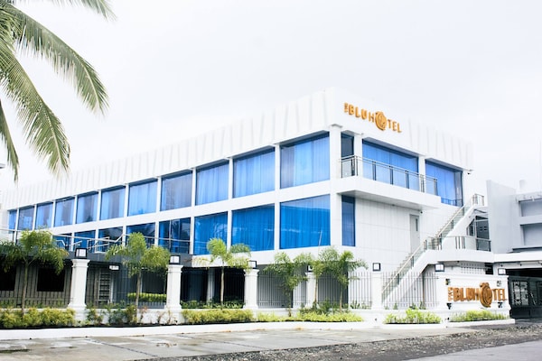 The Blu Hotel - Tabaco City