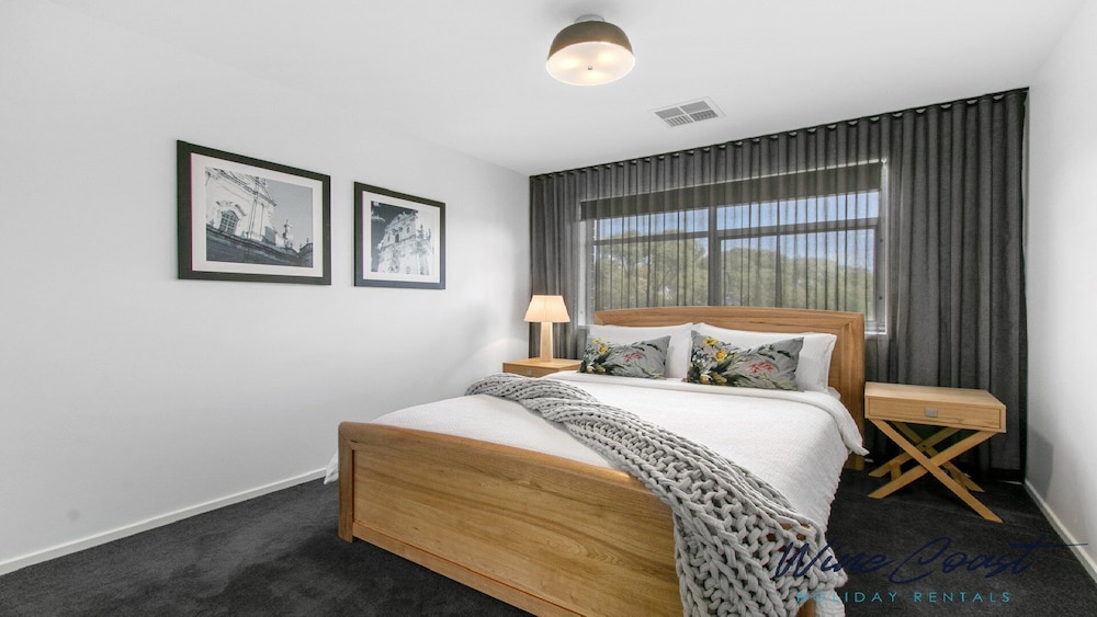 Oceans 19 By Wine Coast Holiday Rentals - Aldinga