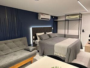 Apartamento superior | 1 quarto, individualmente decorados, individualmente mobiliados