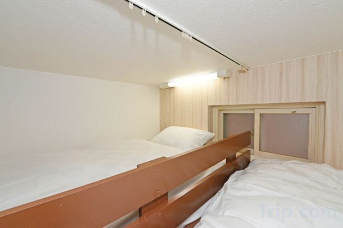 Ferro/tábua de engomar, Wi-fi grátis, roupa de cama fornecida 