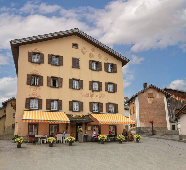 Gasthaus Alpina Salouf - Savognin