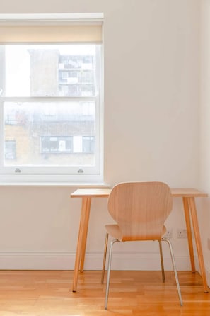 Apartamento Básico, várias camas | Interior