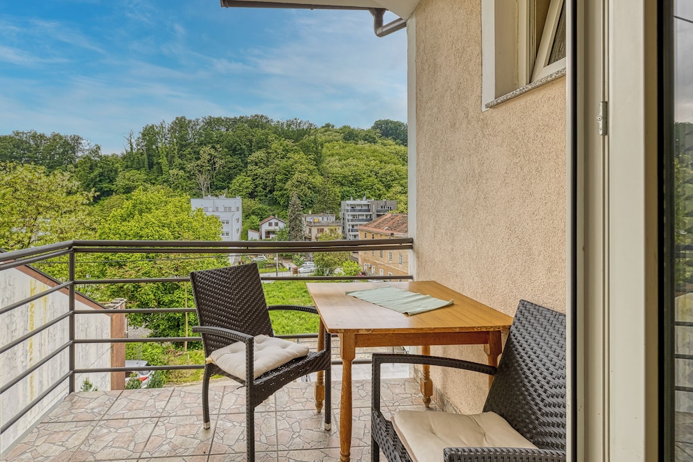 Green Hill Zagreb - Studio Natali - Zagreb