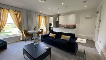 Penthouse de Luxo | 1 quarto, roupa de alta qualidade, camas de colchão Tempur-Pedic