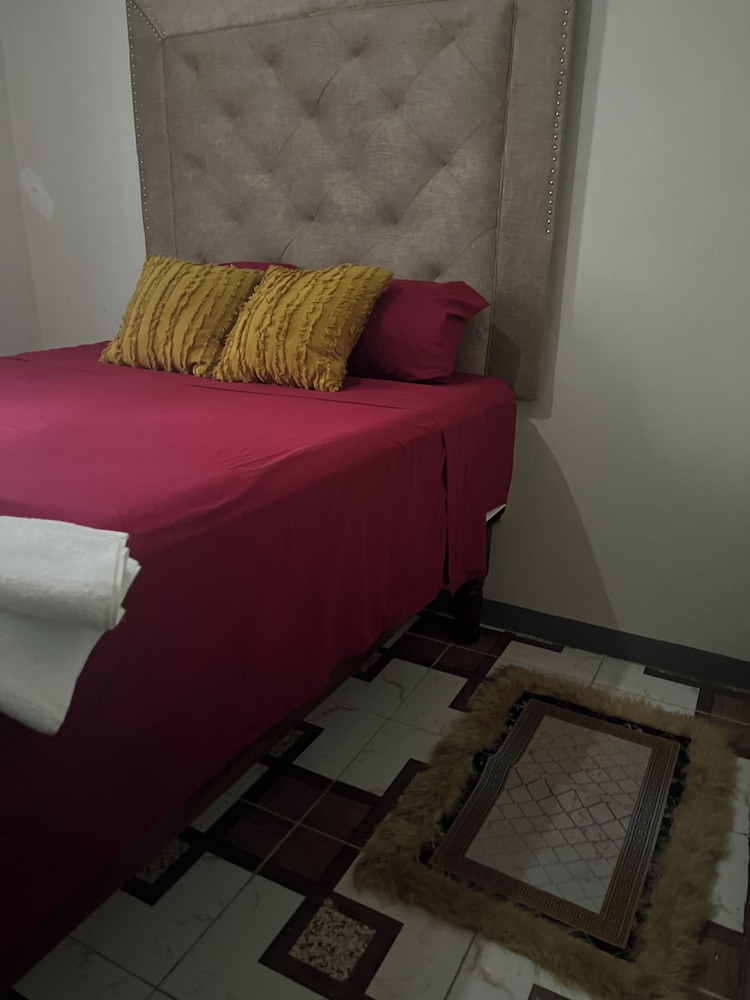 3 bedroom guest house in Trinity ! - Port Maria | Vrbo