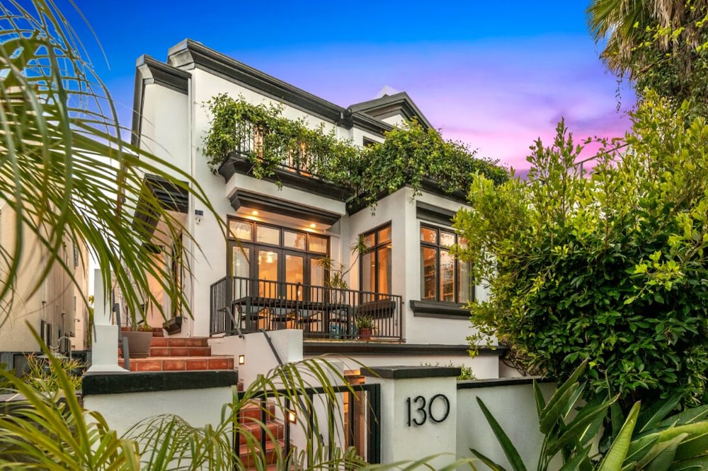 Reef Mall - Santa Monica, CA