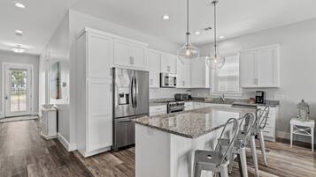 Casa, várias camas (4101 Choctaw St) | Exterior