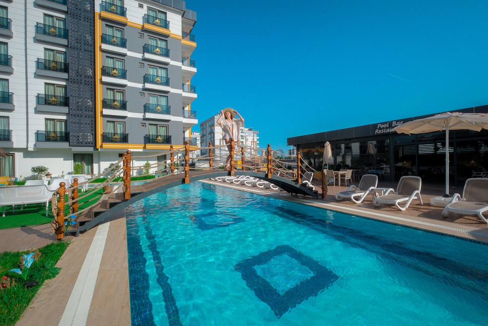 Elysium Deluxe Suites - Antalya