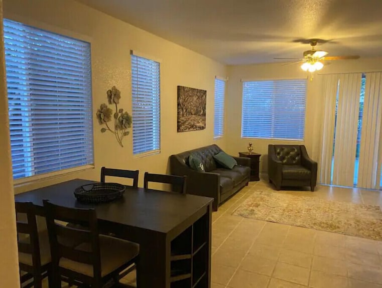 Witter Luxery Home - West Sacramento, CA