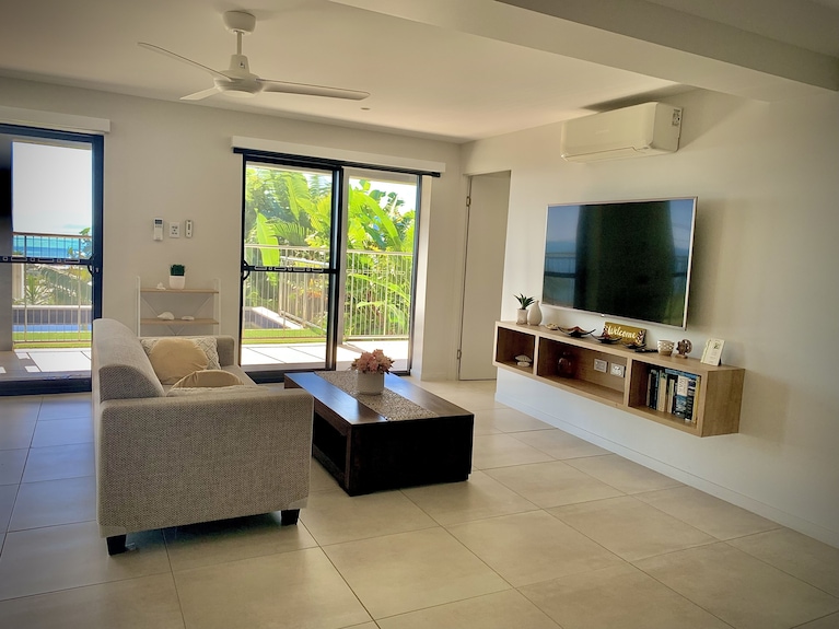 Whitsunday Dreams - Airlie Beach