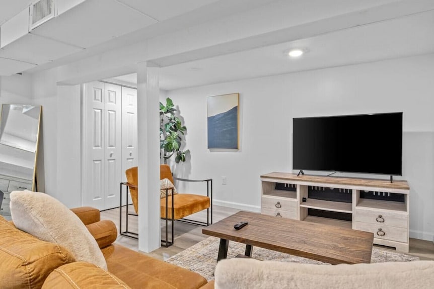 Sweet & Cozy Studio Apartment - Shelburne, VT