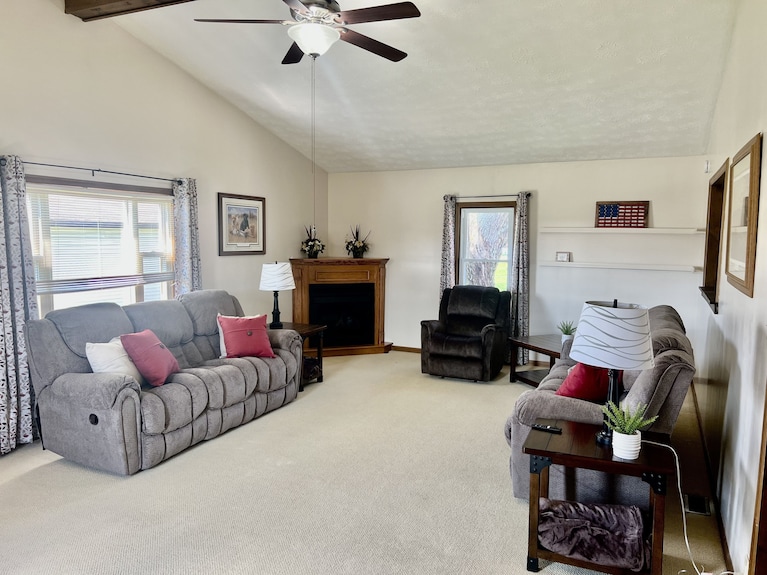House 300 Yards From Lake Logan! A Few Miles From Hocking Hills State Park! - Logan, OH