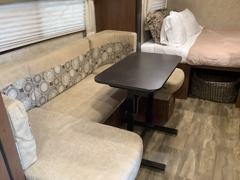 See Downeast Maine And Acadia National Park And Stay In The Hummingbird! - Maine