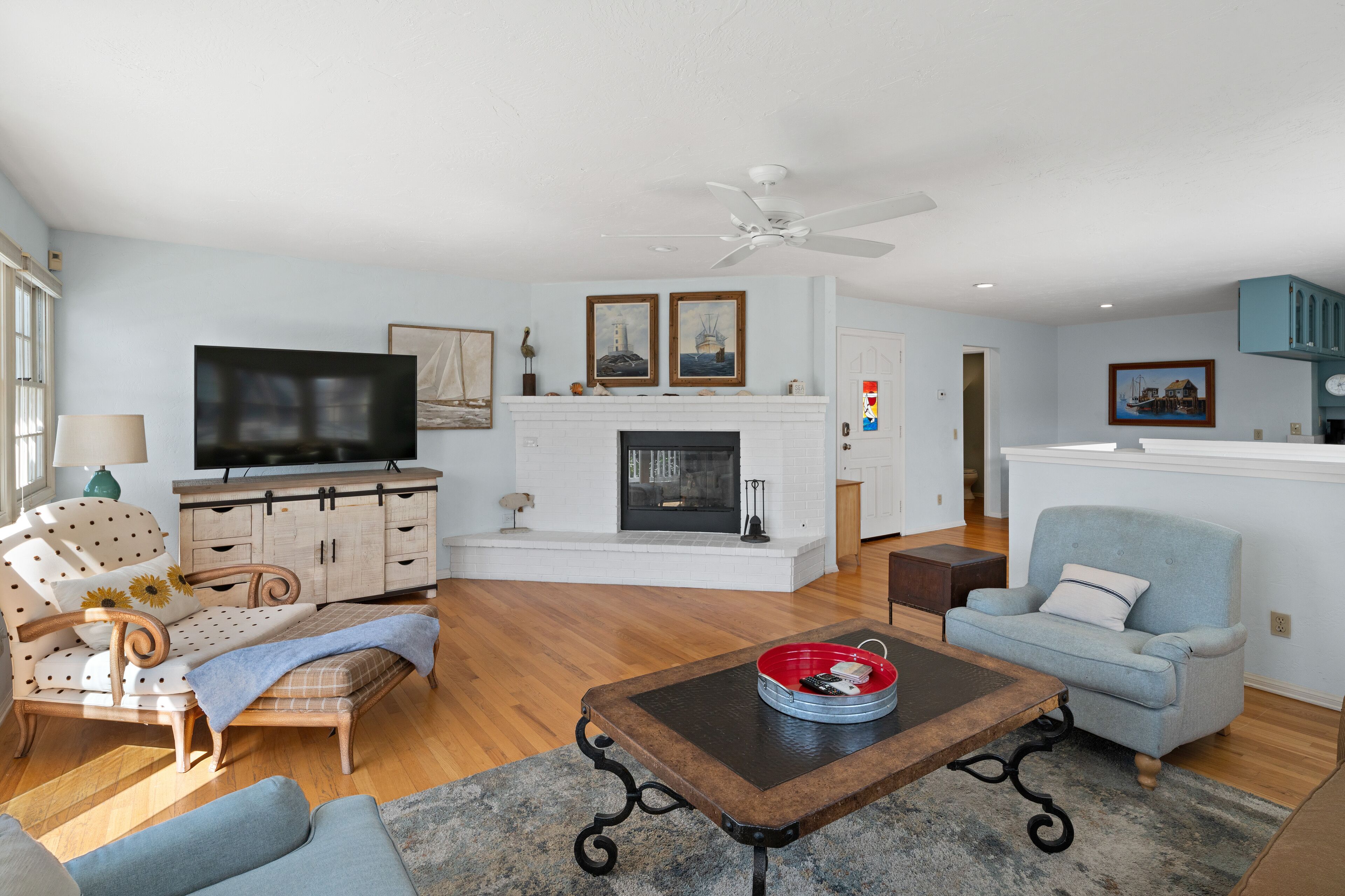 Spacious Family Beach Getaway | Scenic Bay Views, Ac And Parking! - San Diego, CA