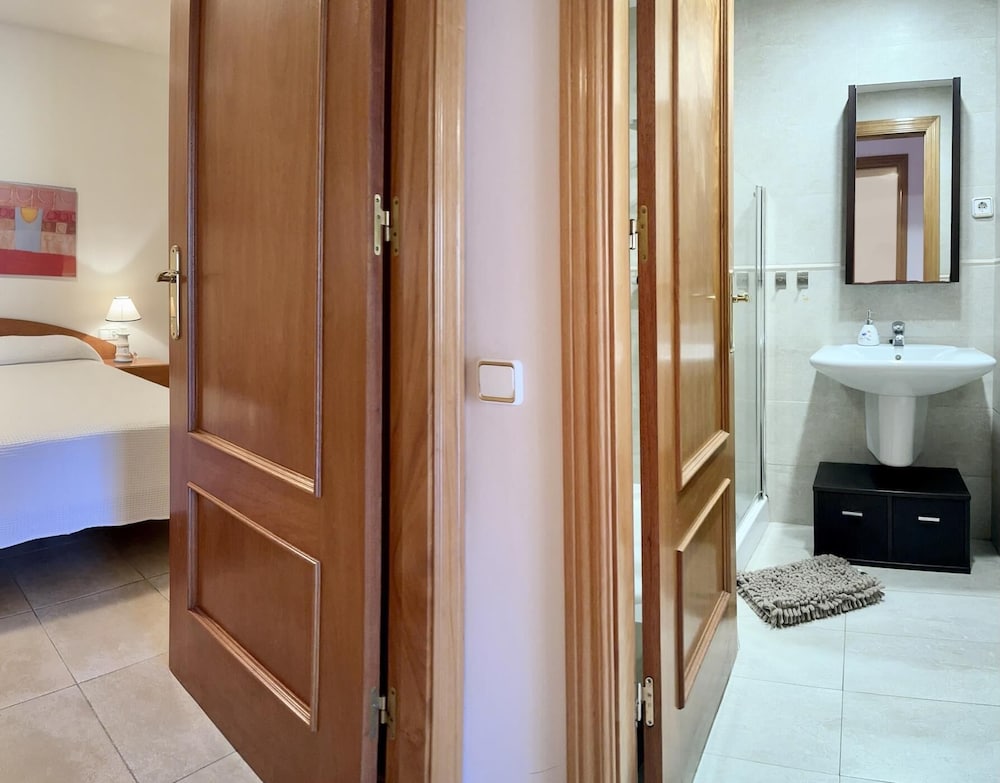 Centric Apartment With Pool In Tossa 2 - Tossa de Mar