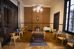 Pequeno-almoço continental diário incluído