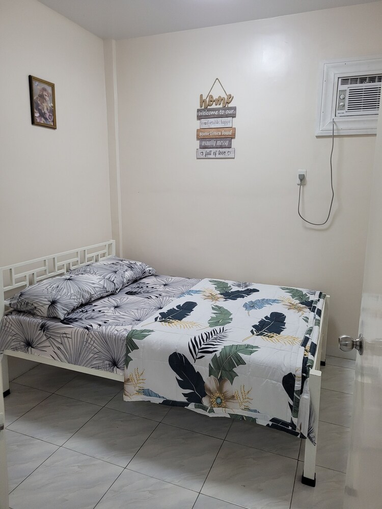 Fully Furnished Clean 2 Br Apartment Sleeps 6 In Babak Close To Beaches,resorts, - Island Garden City of Samal