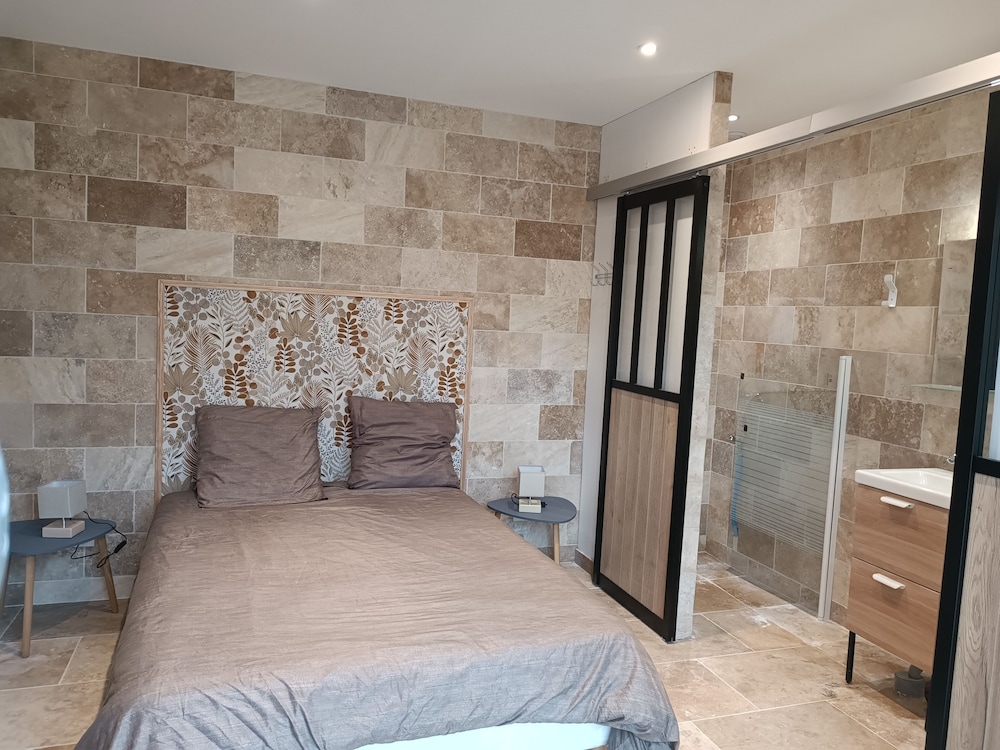 2-person Bedroom With Shower Room And Toilet - Langon