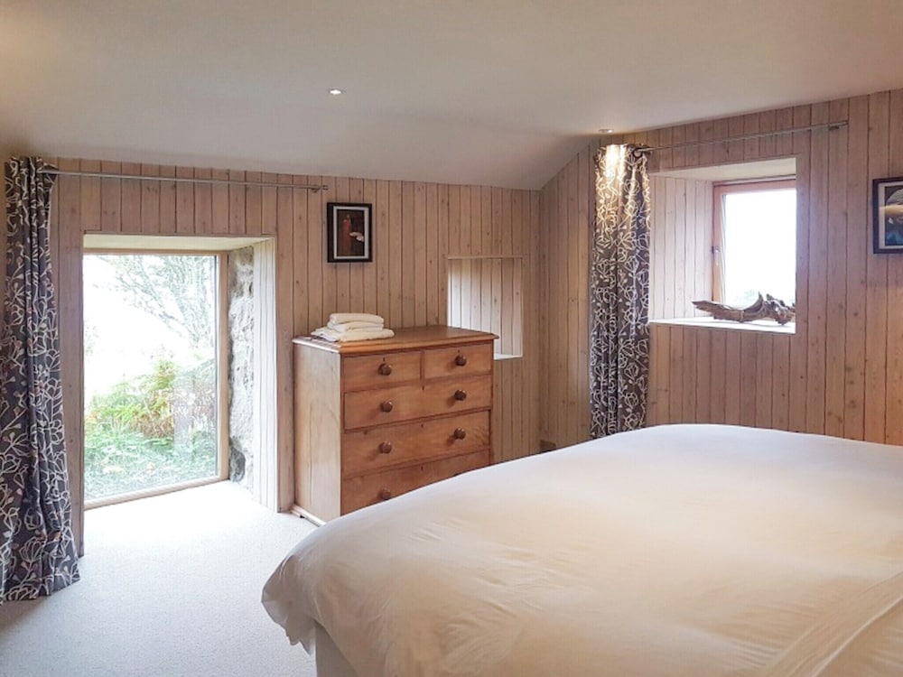 2 Bedroom Accommodation In Elgol, Isle Of Skye - Skye