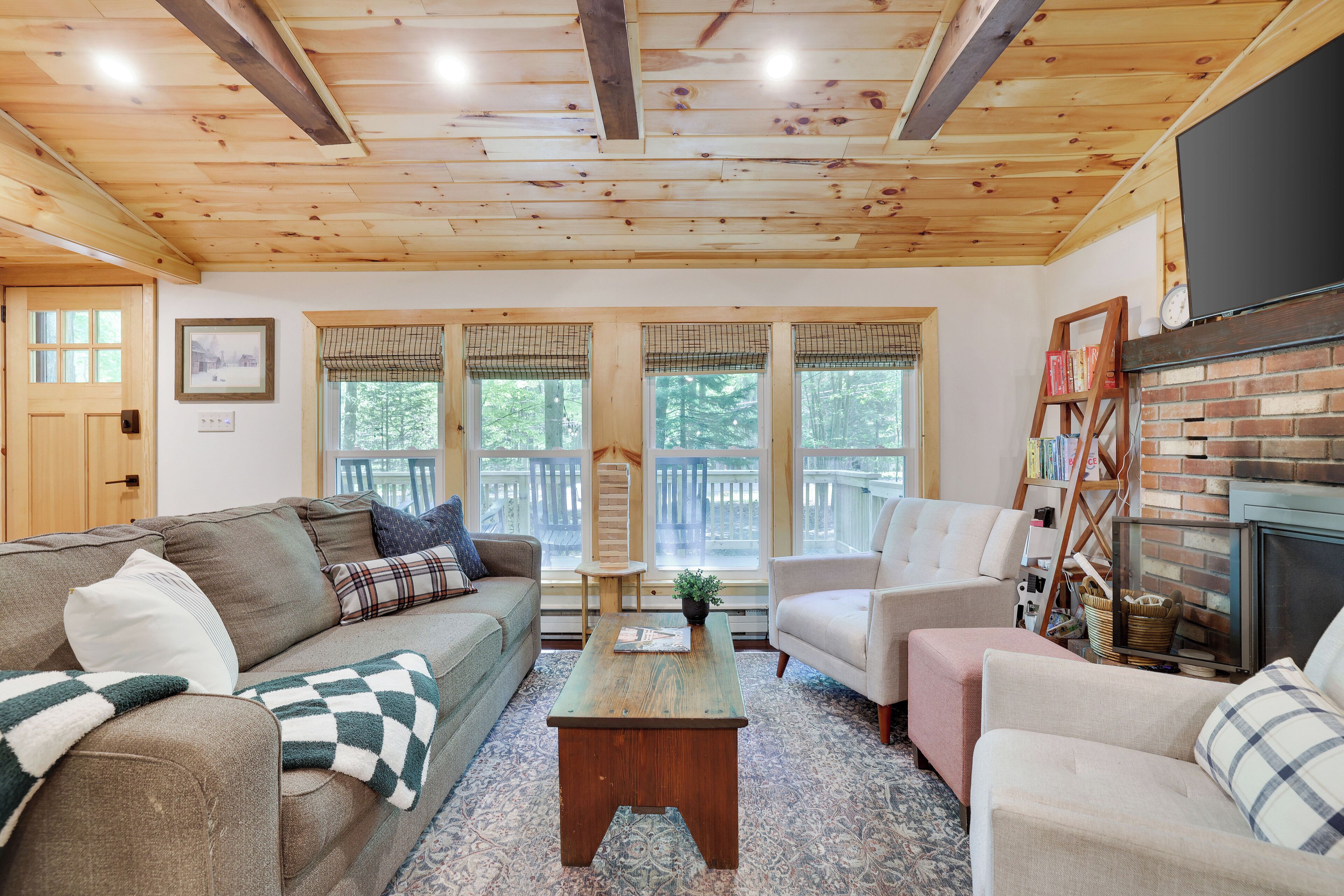 Golf Cart For Rent + Game Room + Fire Pit. Dog Friendly! - Pennsylvania