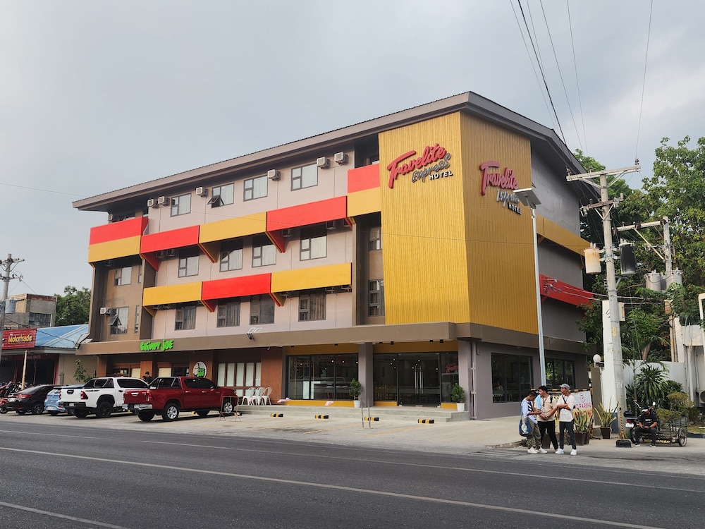 Travelite Express Hotel La Union - 산페르난도