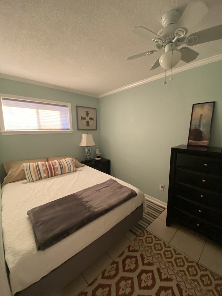 Home Away From Home... With A View!!! - Port Arthur, TX