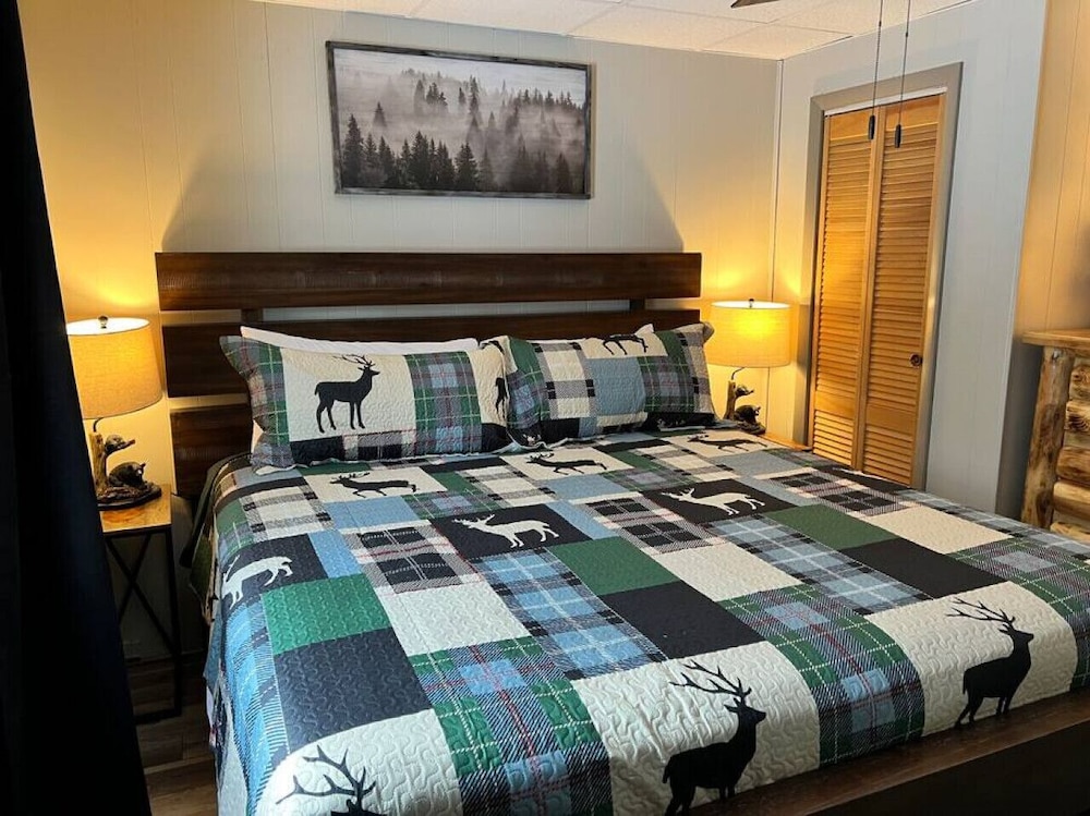 Camp Buckshot Cabin - 7Springs|Ohiopyle - Mill Run | Vrbo